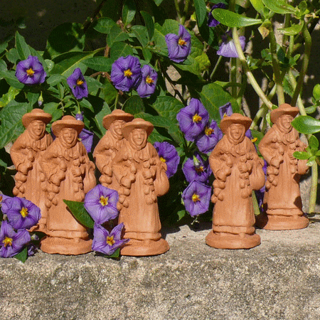 Véritables santons d'argile d'Aix en Provence