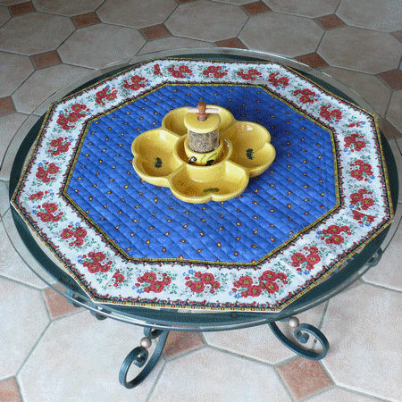 Tapis de table hexagonal en tissus matelassé provençal